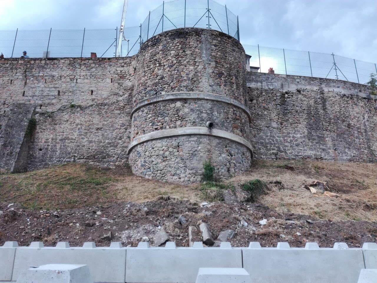 Confortement des tours et remparts de l’enceinte du calvaire à ...
